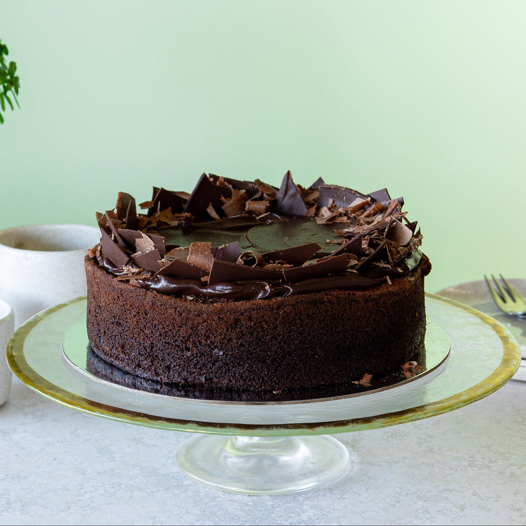 Dark Chocolate and Salted Caramel – Mint Cakery