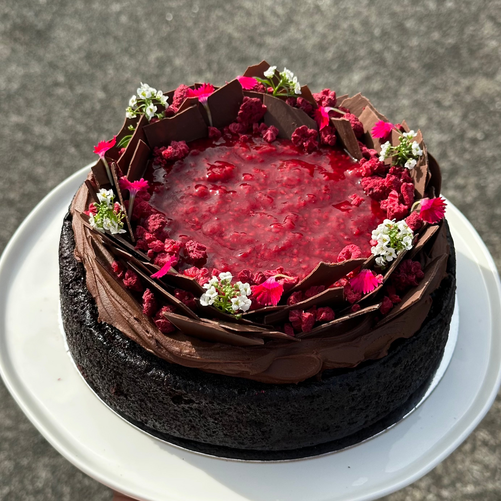 Vegan Chocolate Raspberry – Mint Cakery
